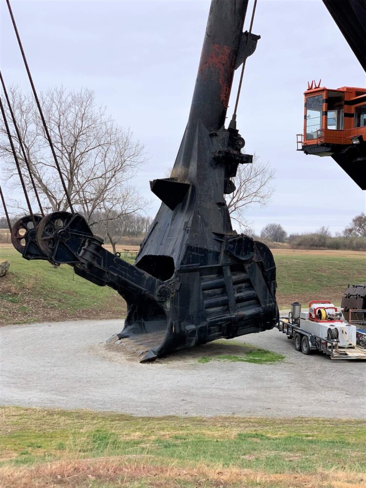 The Big Brutus Shovel | Livin' Life With Lori